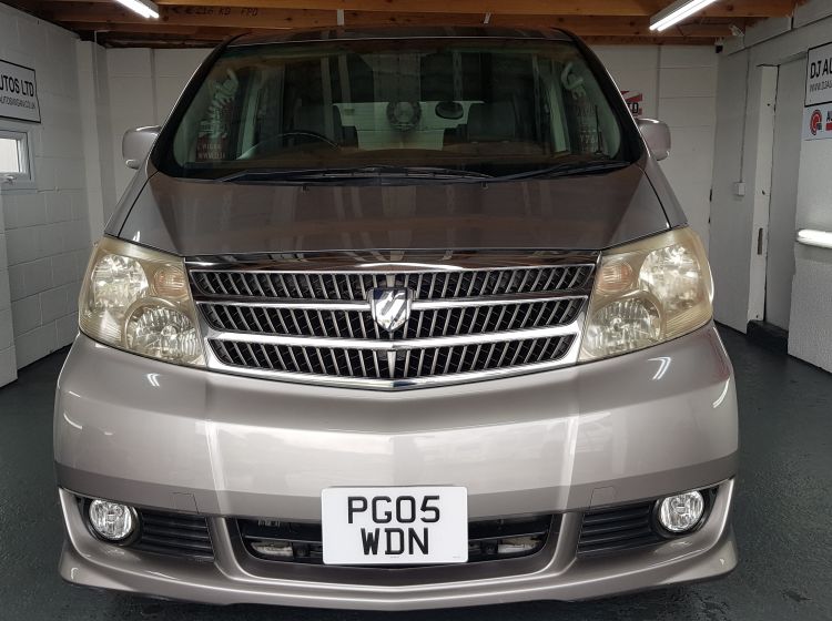 now sold thanks!!!!!Toyota Alphard 2.4 petrol automatic grey 8 seater ...